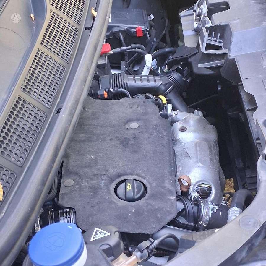 Pelēks Opel Zafira Life 2020 Utena, ar dzinēja tilpumu 1.50 L un nobraukumu 91 tūkst. km par 16600 €, foto 13 vietnē AUTOMOTO.COM.LV