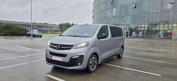 Серый Опель Zafira Life 2021 в Шяуляй, объемом двигателя 0.00 л и пробегом 223 тыс. км за 18200 €, фото 1 на AUTOMOTO.COM.LV