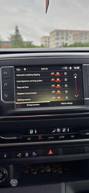 Серый Опель Zafira Life 2021 в Шяуляй, объемом двигателя 0.00 л и пробегом 223 тыс. км за 18200 €, фото 24 на AUTOMOTO.COM.LV