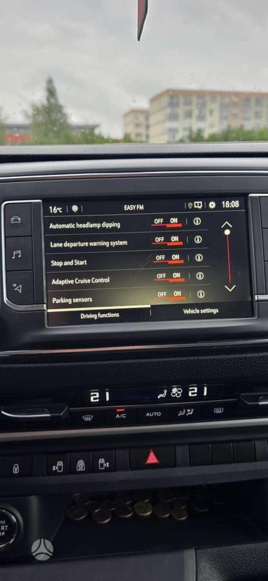 Серый Опель Zafira Life 2021 в Шяуляй, объемом двигателя 0.00 л и пробегом 223 тыс. км за 18200 €, фото 24 на AUTOMOTO.COM.LV