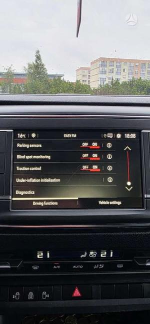 Серый Опель Zafira Life 2021 в Шяуляй, объемом двигателя 0.00 л и пробегом 223 тыс. км за 18200 €, фото 25 на AUTOMOTO.COM.LV