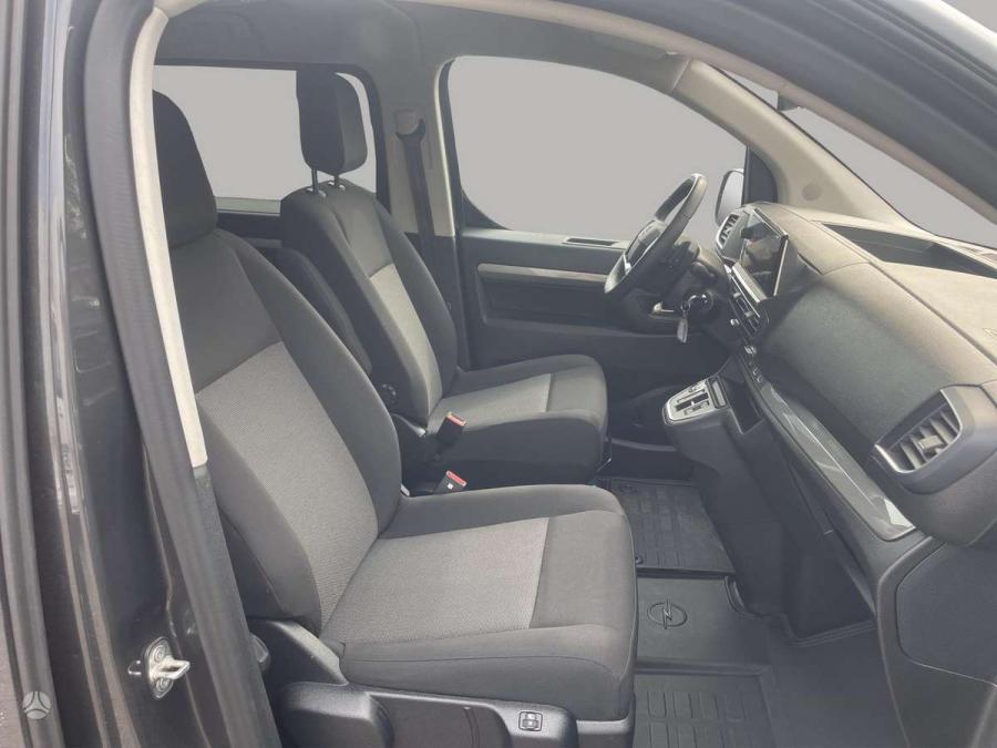 Серый Опель Zafira Life 2024 в Клайпеда, объемом двигателя 2.00 л и пробегом 50 тыс. км за 29887 €, фото 12 на AUTOMOTO.COM.LV