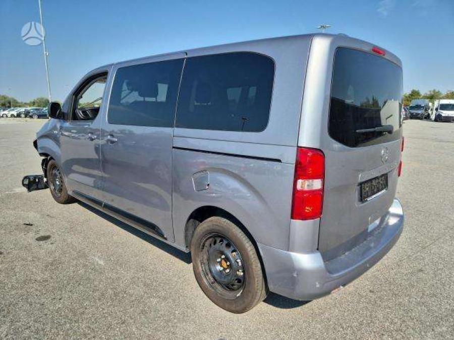 Grey Opel Zafira Life 2026 in Vilnius, with an engine capacity of 2.18 L and mileage of 2 thousand km for 24999 €, photo 4 on AUTOMOTO.COM.LV