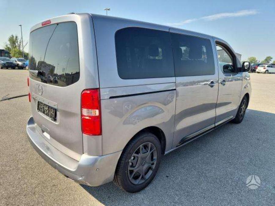 Grey Opel Zafira Life 2026 in Vilnius, with an engine capacity of 2.18 L and mileage of 2 thousand km for 24999 €, photo 5 on AUTOMOTO.COM.LV
