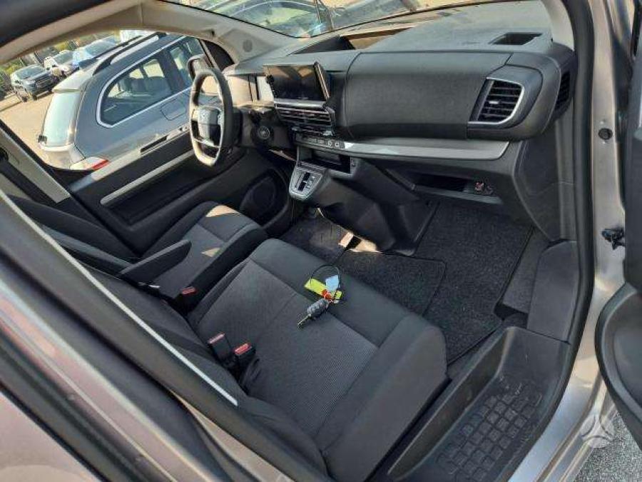 Grey Opel Zafira Life 2026 in Vilnius, with an engine capacity of 2.18 L and mileage of 2 thousand km for 24999 €, photo 6 on AUTOMOTO.COM.LV