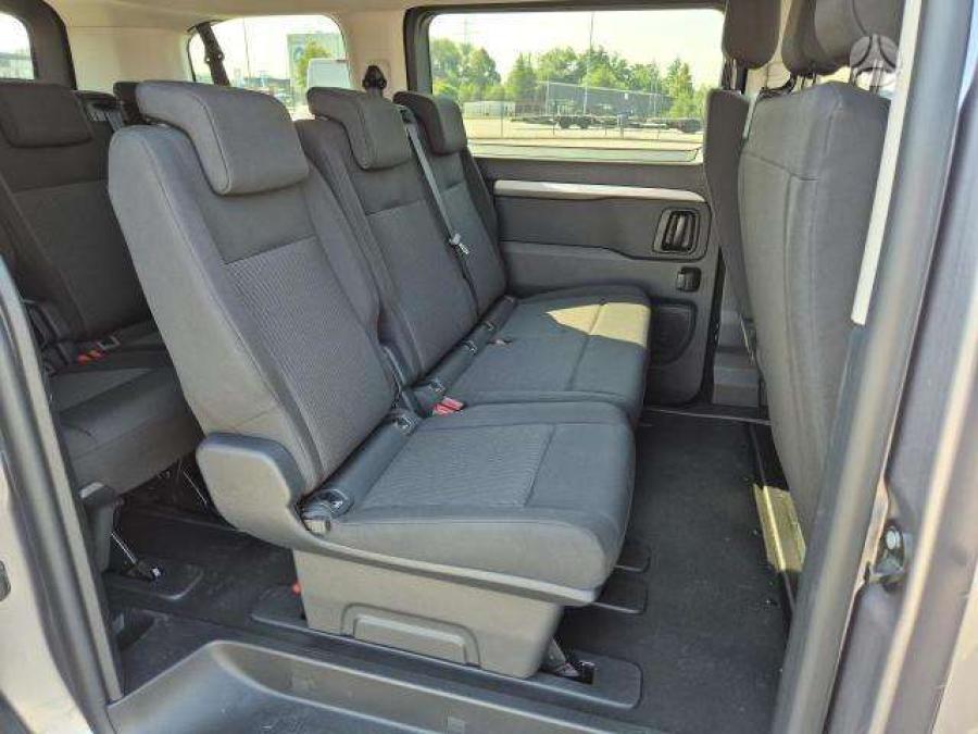Grey Opel Zafira Life 2026 in Vilnius, with an engine capacity of 2.18 L and mileage of 2 thousand km for 24999 €, photo 8 on AUTOMOTO.COM.LV