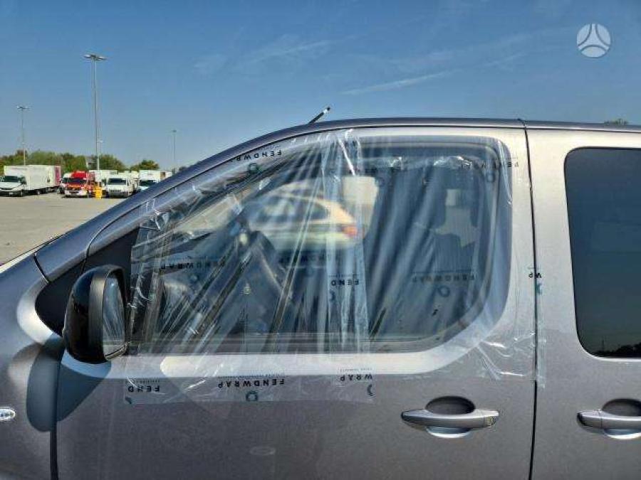 Grey Opel Zafira Life 2026 in Vilnius, with an engine capacity of 2.18 L and mileage of 2 thousand km for 24999 €, photo 19 on AUTOMOTO.COM.LV