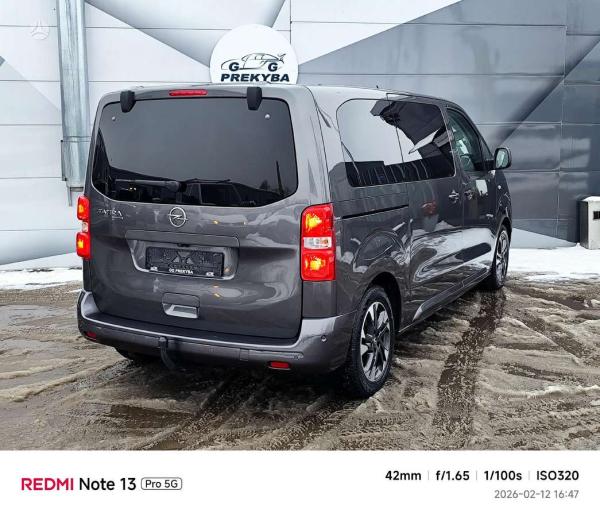 Grey Opel Zafira Life 2022 in Kaunas, with an engine capacity of 2.00 L and mileage of 164 thousand km for 21950 €, photo 11 on AUTOMOTO.COM.LV