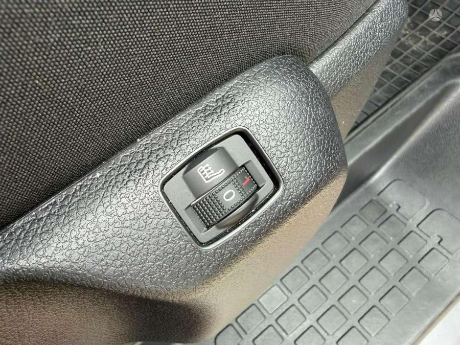 Pelēks Opel Zafira Life 2026 Rīga, ar dzinēja tilpumu 2.18 L un nobraukumu 11 tūkst. km par 36900 €, foto 13 vietnē AUTOMOTO.COM.LV