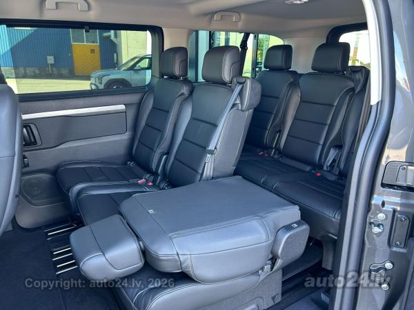 Pelēks Opel Zafira Life 2026 Rakvere, ar dzinēja tilpumu 2.20 L un nobraukumu 150 tūkst. km par 48990 €, foto 9 vietnē AUTOMOTO.COM.LV