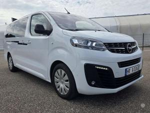 Balts Opel Zafira Life 2022 Kauņa, ar dzinēja tilpumu 2.00 L un nobraukumu 220 tūkst. km par 18900 €, foto 4 vietnē AUTOMOTO.COM.LV