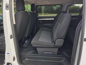 Balts Opel Zafira Life 2022 Kauņa, ar dzinēja tilpumu 2.00 L un nobraukumu 220 tūkst. km par 18900 €, foto 15 vietnē AUTOMOTO.COM.LV