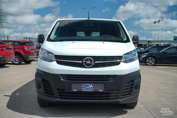 Белый Опель Zafira Life 2021 в Мариямполе, объемом двигателя 1.50 л и пробегом 196 тыс. км за 16950 €, фото 3 на AUTOMOTO.COM.LV