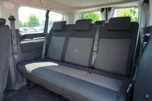 White Opel Zafira Life 2021 in Marijampole, with an engine capacity of 1.50 L and mileage of 196 thousand km for 16950 €, photo 20 on AUTOMOTO.COM.LV