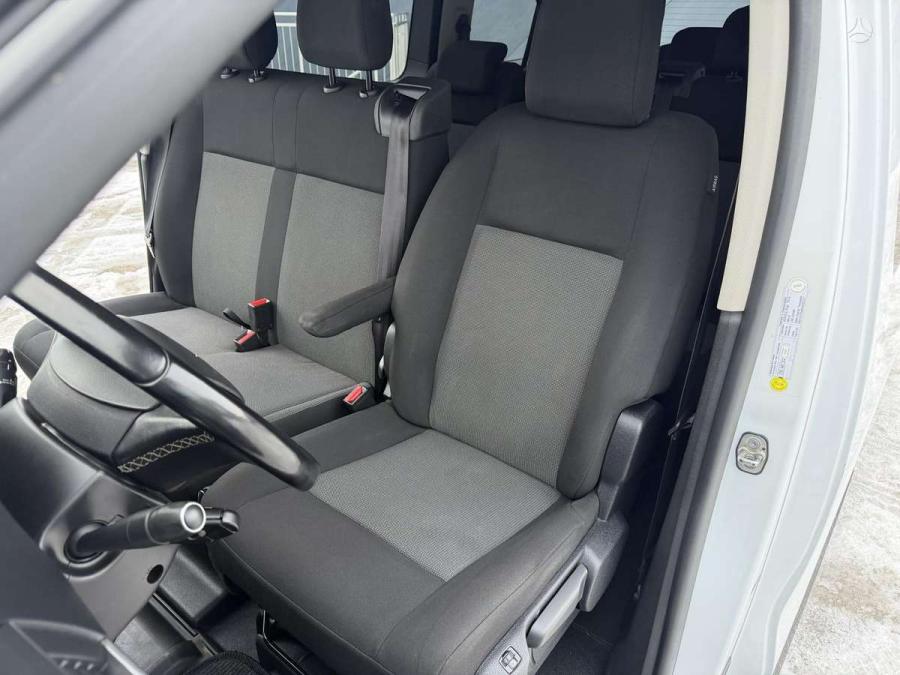 Balts Opel Zafira Life 2022 Jonava, ar dzinēja tilpumu 1.50 L un nobraukumu 230 tūkst. km par 18500 €, foto 17 vietnē AUTOMOTO.COM.LV