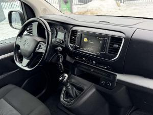 Balts Opel Zafira Life 2022 Jonava, ar dzinēja tilpumu 1.50 L un nobraukumu 230 tūkst. km par 18500 €, foto 21 vietnē AUTOMOTO.COM.LV