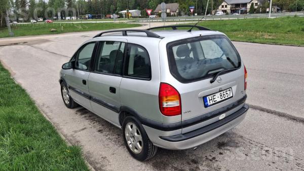 Opel Zafira 1999 in Riga, with an engine capacity of 1.80 L and mileage of 295 thousand km for 1380 €, photo 4 on AUTOMOTO.COM.LV