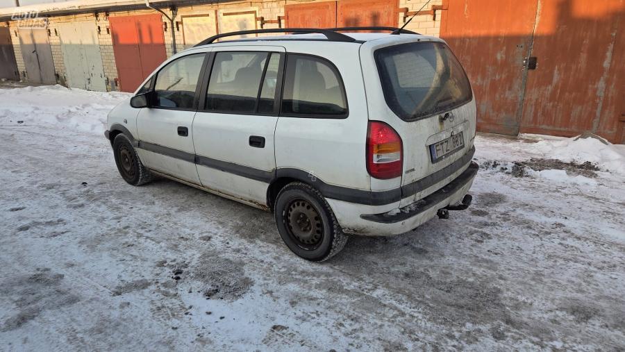 Opel Zafira 2000 in Marijampole, with an engine capacity of 2.00 L and mileage of 266 thousand km for 400 €, photo 2 on AUTOMOTO.COM.LV