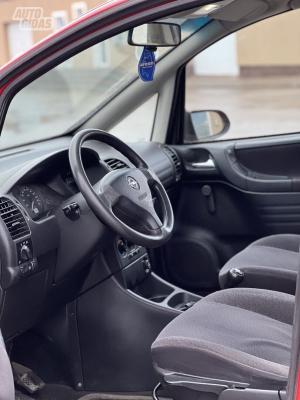 Opel Zafira 2000 in Mazeikiai, with an engine capacity of 1.60 L and mileage of 233 thousand km for 299 €, photo 7 on AUTOMOTO.COM.LV