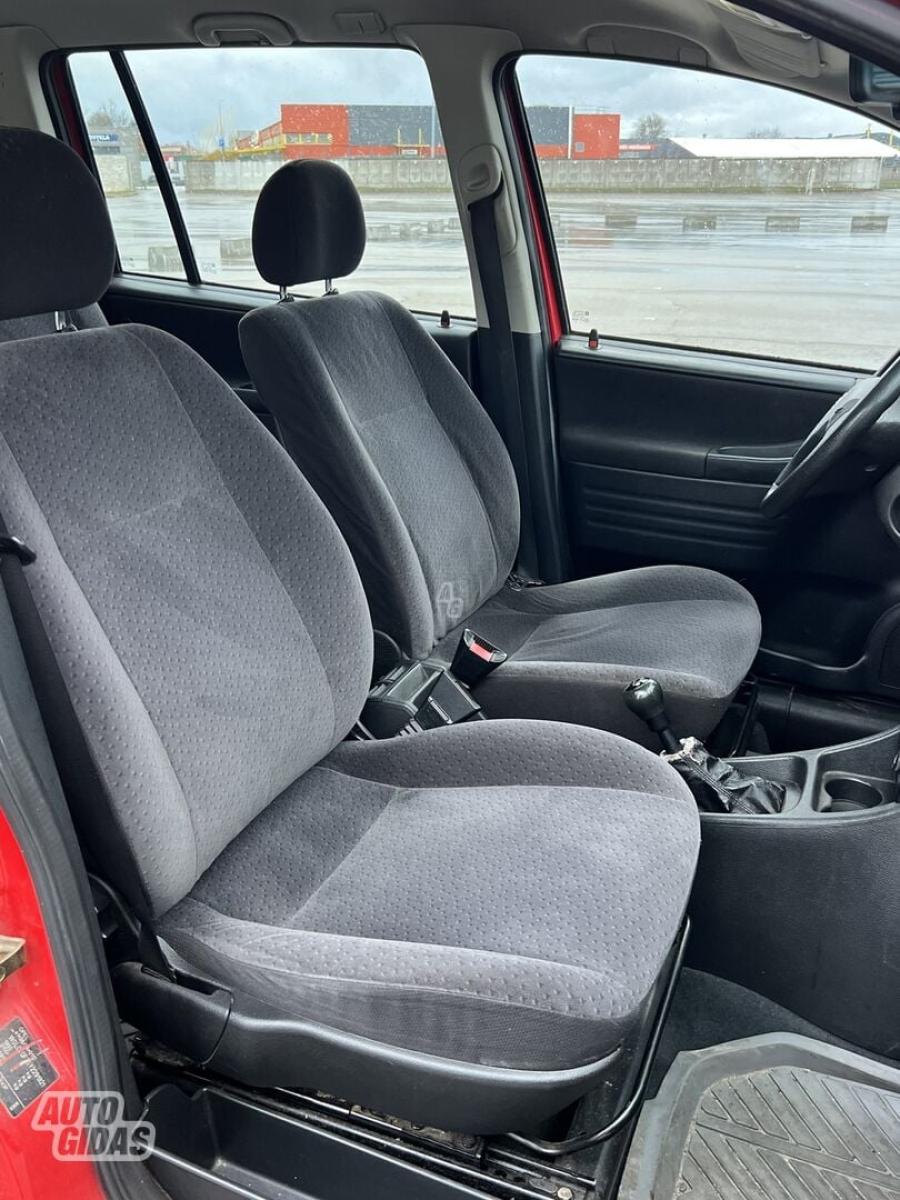 Opel Zafira 2000 in Mazeikiai, with an engine capacity of 1.60 L and mileage of 233 thousand km for 299 €, photo 8 on AUTOMOTO.COM.LV