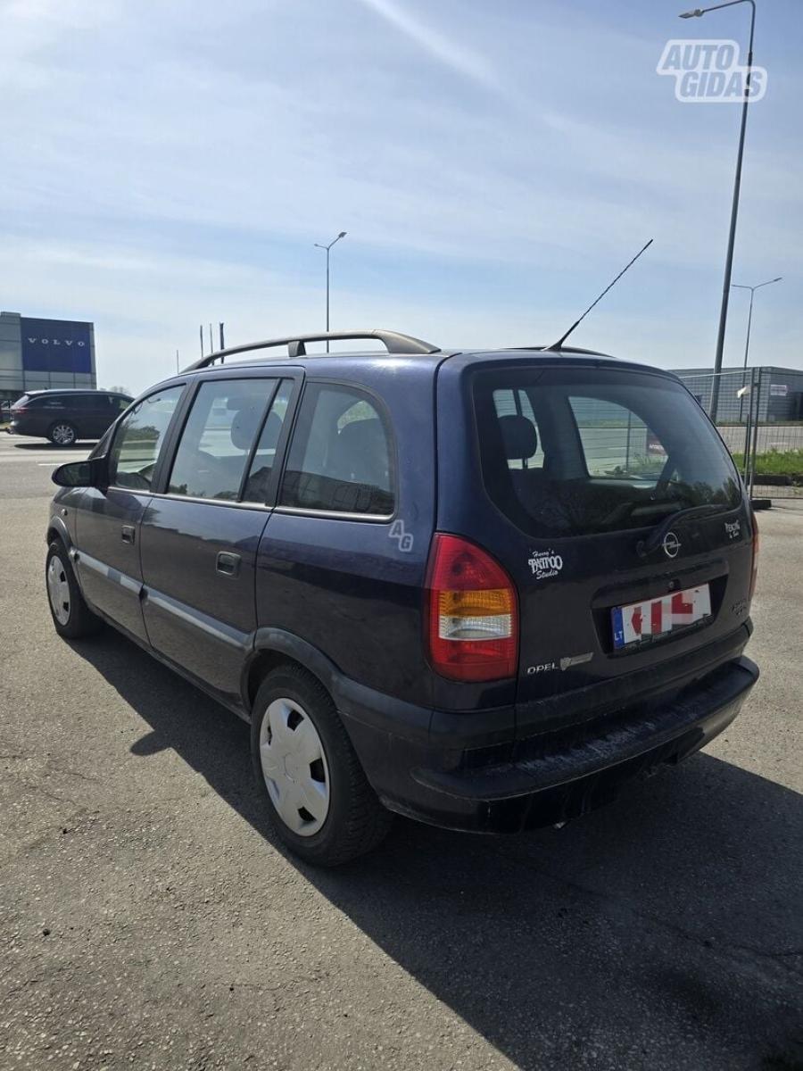 Opel Zafira 2000 in Siauliai, with an engine capacity of 1.60 L and mileage of 220 thousand km for 499 €, photo 5 on AUTOMOTO.COM.LV