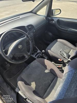Opel Zafira 2000 in Siauliai, with an engine capacity of 1.60 L and mileage of 220 thousand km for 499 €, photo 6 on AUTOMOTO.COM.LV