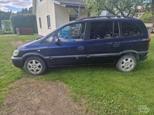 Opel Zafira 2000 in Anyksciai, with an engine capacity of 2.00 L and mileage of 390 thousand km for 399 €, photo 4 on AUTOMOTO.COM.LV