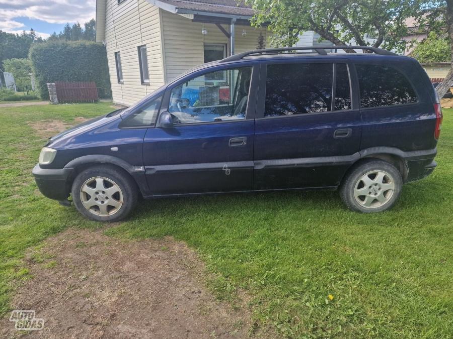 Opel Zafira 2000 in Anyksciai, with an engine capacity of 2.00 L and mileage of 389 thousand km for 350 €, photo 3 on AUTOMOTO.COM.LV
