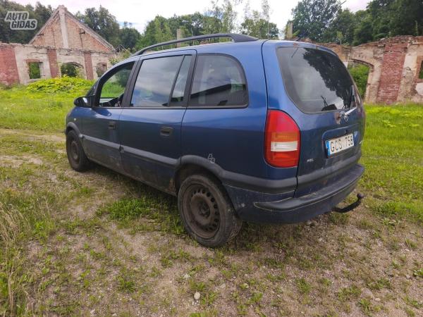Opel Zafira 2000 Ignalina, ar dzinēja tilpumu 1.60 L un nobraukumu 396 tūkst. km par 300 €, foto 4 vietnē AUTOMOTO.COM.LV