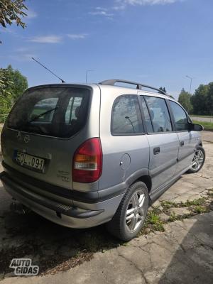 Opel Zafira 2000 Šauļi, ar dzinēja tilpumu 2.00 L un nobraukumu 220 tūkst. km par 899 €, foto 5 vietnē AUTOMOTO.COM.LV