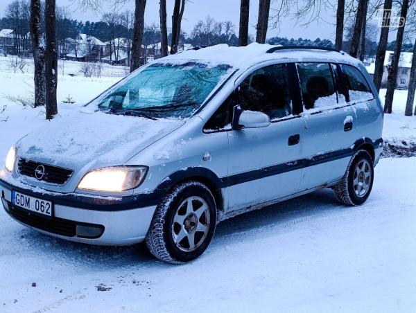 Opel Zafira 2001 in Vilnius, with an engine capacity of 2.00 L and mileage of 300 thousand km for 400 €, photo 1 on AUTOMOTO.COM.LV