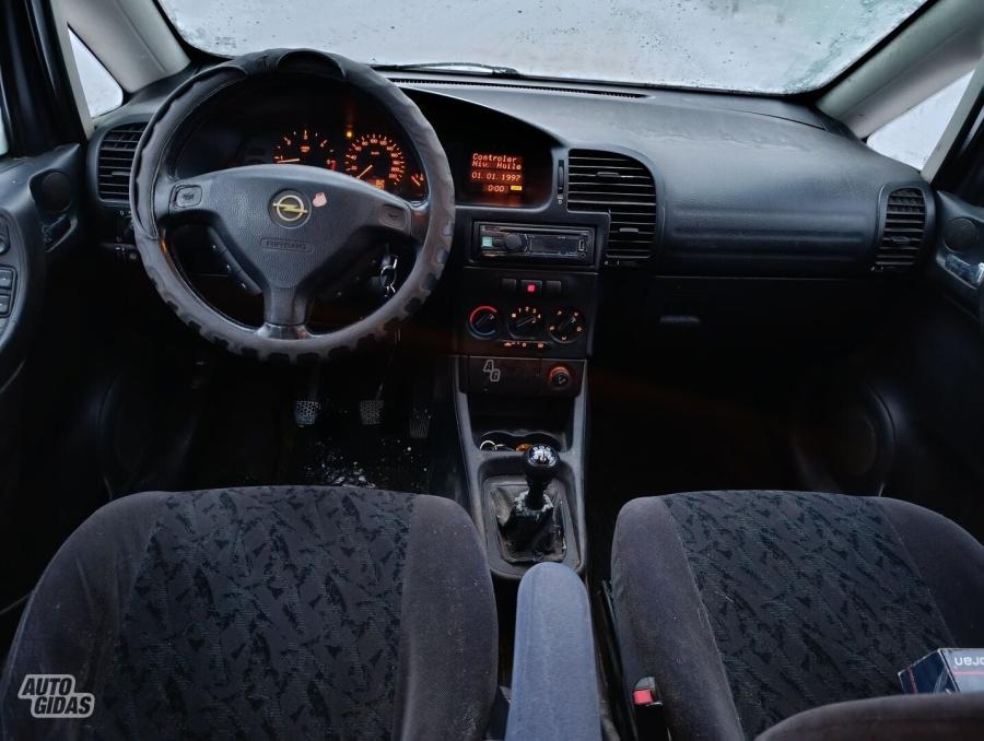 Opel Zafira 2001 Viļņa, ar dzinēja tilpumu 2.00 L un nobraukumu 300 tūkst. km par 400 €, foto 5 vietnē AUTOMOTO.COM.LV