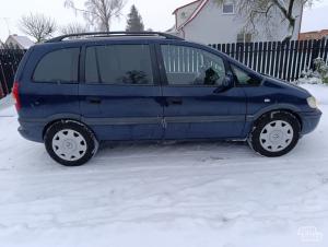 Opel Zafira 2001 in Marijampole, with an engine capacity of 2.00 L and mileage of 441 thousand km for 790 €, photo 4 on AUTOMOTO.COM.LV