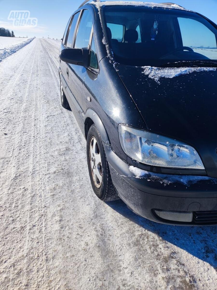 Opel Zafira 2001 Jonava, ar dzinēja tilpumu 2.00 L un nobraukumu 399 tūkst. km par 1100 €, foto 1 vietnē AUTOMOTO.COM.LV