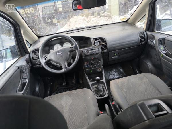 Opel Zafira 2001 in Kaunas, with an engine capacity of 2.00 L and mileage of 330 thousand km for 690 €, photo 9 on AUTOMOTO.COM.LV