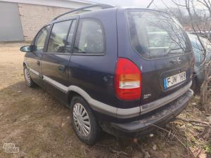 Opel Zafira 2001 in Ignalina, with an engine capacity of 1.80 L and mileage of 224 thousand km for 410 €, photo 4 on AUTOMOTO.COM.LV