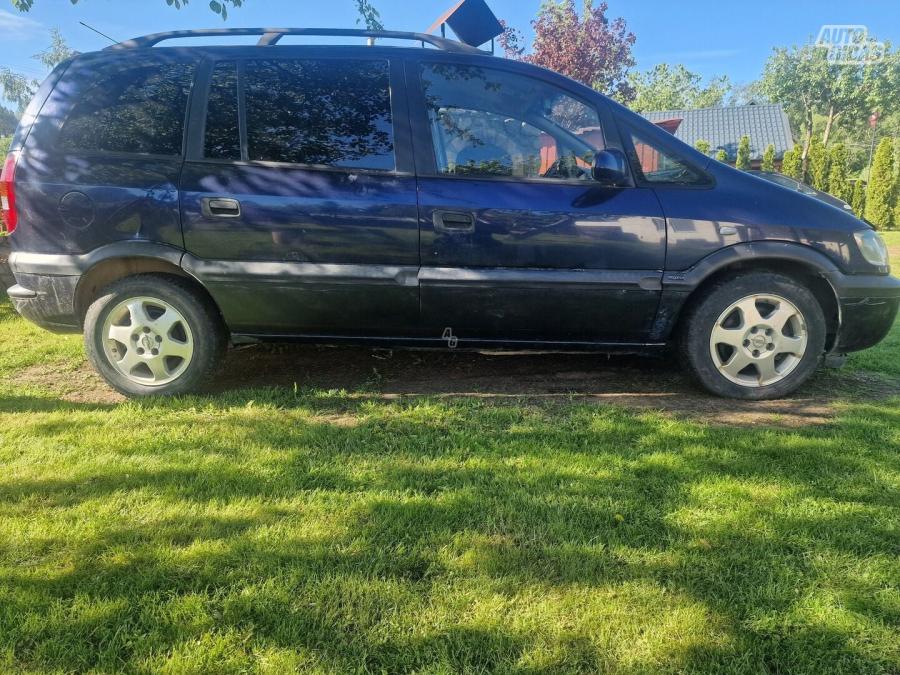 Opel Zafira 2001 Anykščiai, ar dzinēja tilpumu 2.00 L un nobraukumu 400 tūkst. km par 490 €, foto 3 vietnē AUTOMOTO.COM.LV