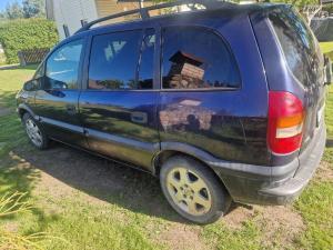 Opel Zafira 2001 Anykščiai, ar dzinēja tilpumu 2.00 L un nobraukumu 400 tūkst. km par 490 €, foto 5 vietnē AUTOMOTO.COM.LV