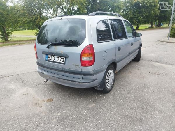 Opel Zafira 2001 Mažeikiai, ar dzinēja tilpumu 2.00 L un nobraukumu 300 tūkst. km par 600 €, foto 3 vietnē AUTOMOTO.COM.LV