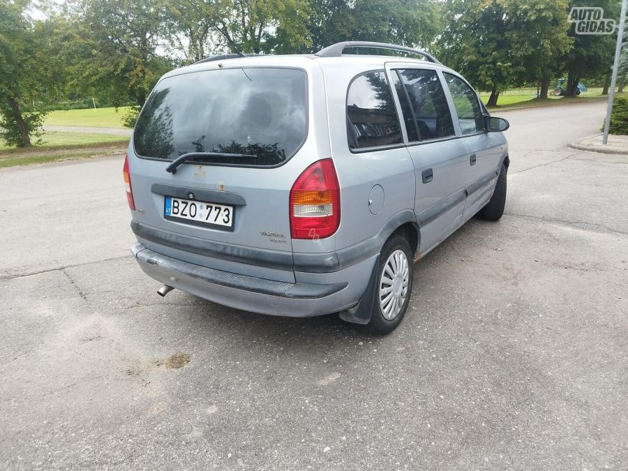 Opel Zafira 2001 Mažeikiai, ar dzinēja tilpumu 2.00 L un nobraukumu 300 tūkst. km par 600 €, foto 4 vietnē AUTOMOTO.COM.LV