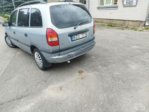 Opel Zafira 2001 Mažeikiai, ar dzinēja tilpumu 2.00 L un nobraukumu 300 tūkst. km par 600 €, foto 5 vietnē AUTOMOTO.COM.LV