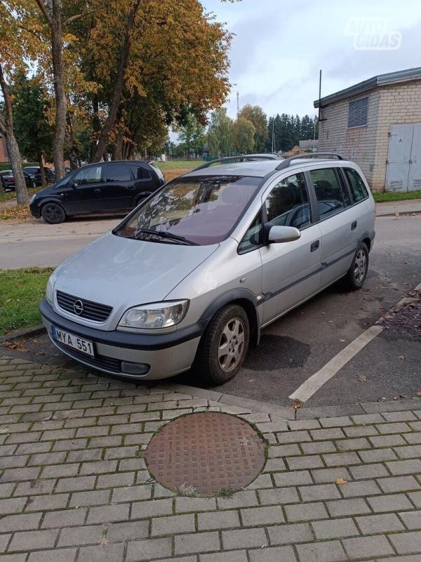 Опель Зафира 2001 в Вильнюс на AUTOMOTO.COM.LV Опель Зафира 2001 в Вильнюс, объемом двигателя 1.60 л и пробегом 11 тыс. км за 850 €, фото 1 на AUTOMOTO.COM.LV