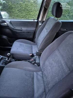Opel Zafira 2001 in Kretinga, with an engine capacity of 2.00 L and mileage of 282 thousand km for 900 €, photo 6 on AUTOMOTO.COM.LV