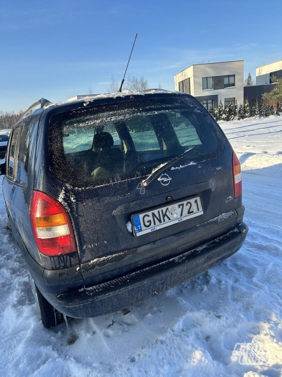 Opel Zafira 2002 in Vilnius, with an engine capacity of 2.00 L and mileage of 346 thousand km for 950 €, photo 6 on AUTOMOTO.COM.LV