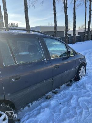 Opel Zafira 2002 in Vilnius, with an engine capacity of 2.00 L and mileage of 346 thousand km for 950 €, photo 8 on AUTOMOTO.COM.LV