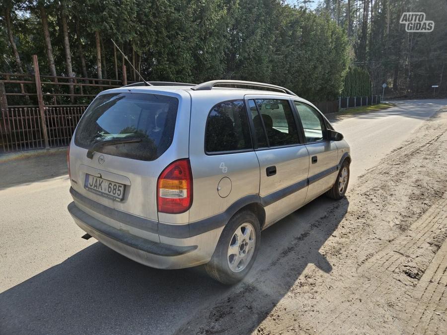 Opel Zafira 2002 Prienai, ar dzinēja tilpumu 2.00 L un nobraukumu 312 tūkst. km par 400 €, foto 6 vietnē AUTOMOTO.COM.LV