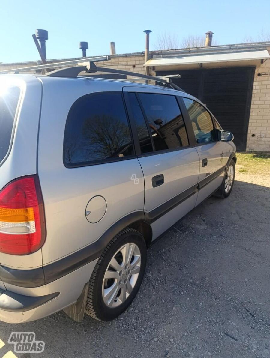 Opel Zafira 2002 Jurbarkas, ar dzinēja tilpumu 2.20 L un nobraukumu 317 tūkst. km par 1100 €, foto 15 vietnē AUTOMOTO.COM.LV