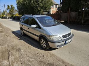Opel Zafira 2002 in Prienai, with an engine capacity of 2.00 L and mileage of 333 thousand km for 399 €, photo 3 on AUTOMOTO.COM.LV