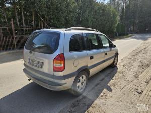 Opel Zafira 2002 in Prienai, with an engine capacity of 2.00 L and mileage of 333 thousand km for 399 €, photo 8 on AUTOMOTO.COM.LV