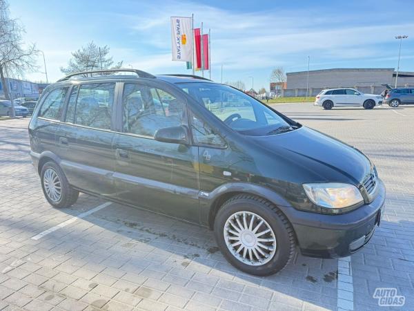 Opel Zafira 2002 in Silute, with an engine capacity of 2.00 L and mileage of 300 thousand km for 899 €, photo 3 on AUTOMOTO.COM.LV